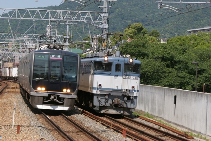 EF65－1040（→2040) (岡→新) - 特集：21世紀になっても活躍する標準直流電気機関車「EF65形」